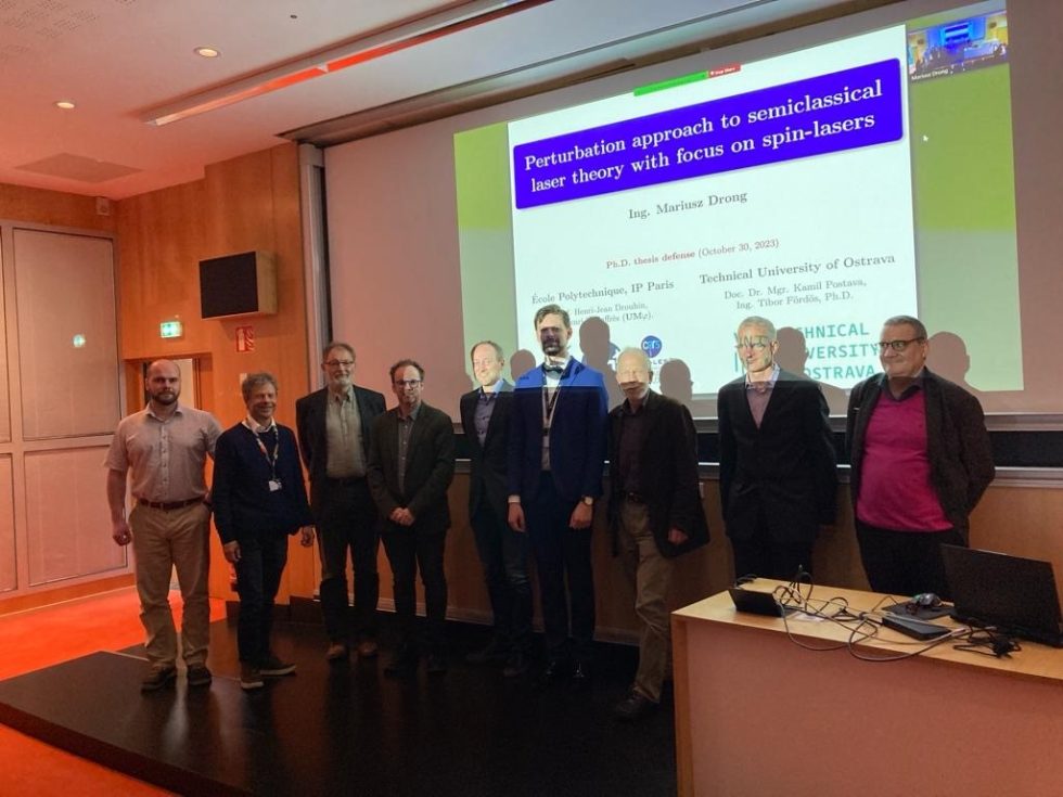 První absolvent doktorského studia pod dvojím vedením na FMT | Ocelářská unie